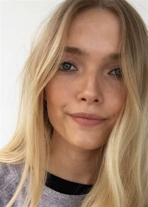 May Bell Height, Weight, Age, Boyfriend, Facts, Biography
