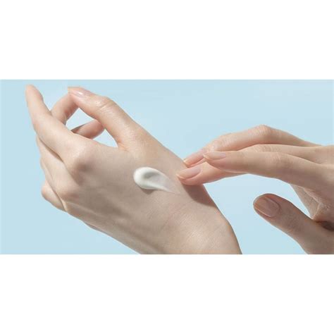 Зволожуючий сонцезахисний крем Needly Vegan Mild Moisture Sun SPF 50 ...