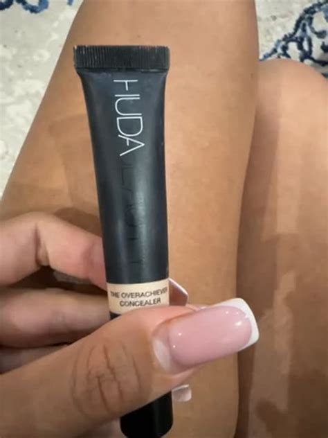 Консилер OverAchiever HUDA BEAUTY Консилеры – купить по низким ценам в ...