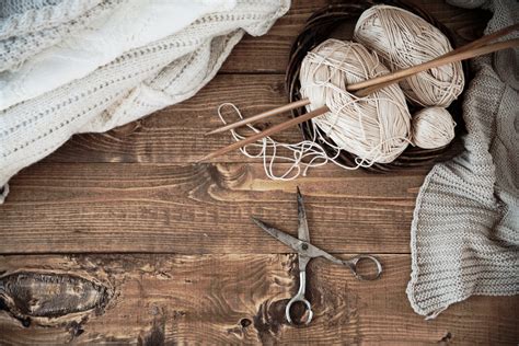What Is Lambswool? Learn the Difference Between Lambswool and Merino ...