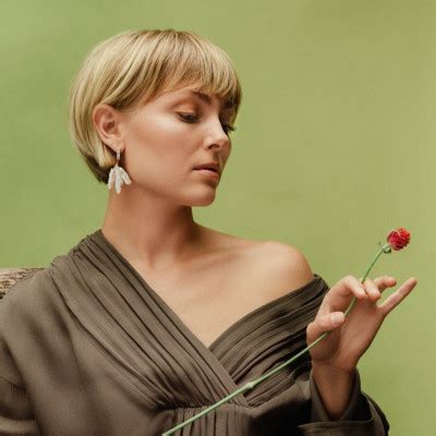 Aurora Full Profile - Bio, Body Stats, Dating Life & Net Worth • Net Worth List