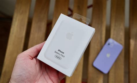 Внешний аккумулятор Apple MagSafe Battery Pack