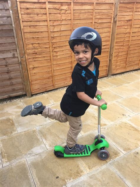 Yvolution Y Glider XL Review - In The Playroom