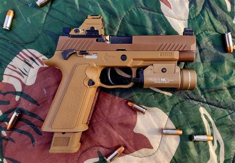 M17 Perfected : r/SigSauer