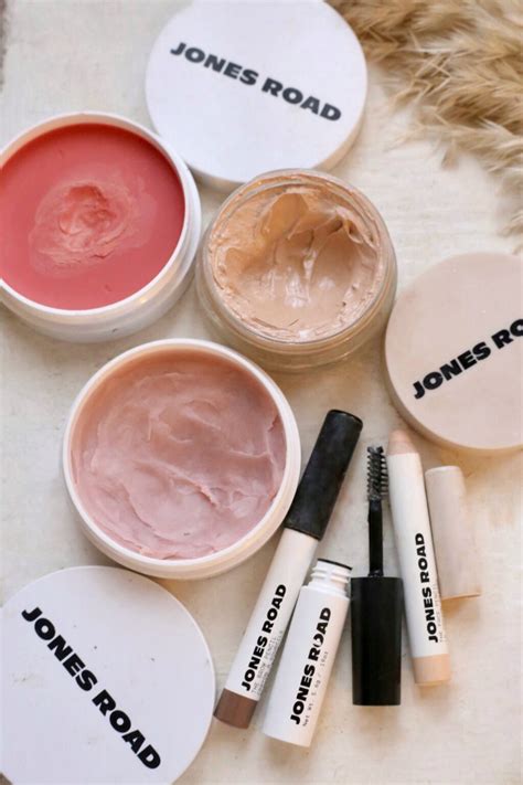 I tried Jones Road Beauty (here’s my no-nonsense review) – ORGANIC ...