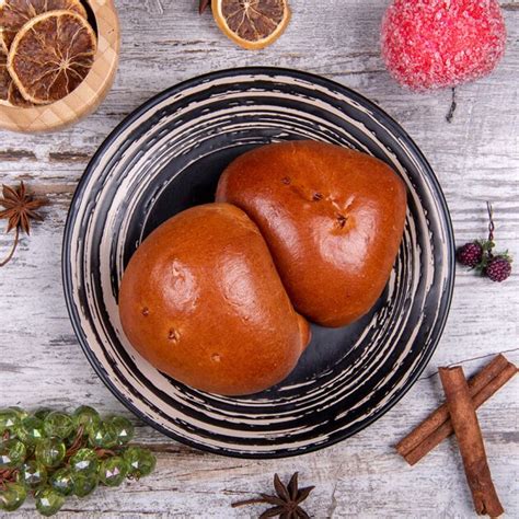 ПИРОЖОК С ЯБЛОКОМ И ИЗЮМОМ
