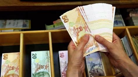 Yeni 50 ve 100 TL'ler kullanıma girdi! Banknotlarda sadece bir ...