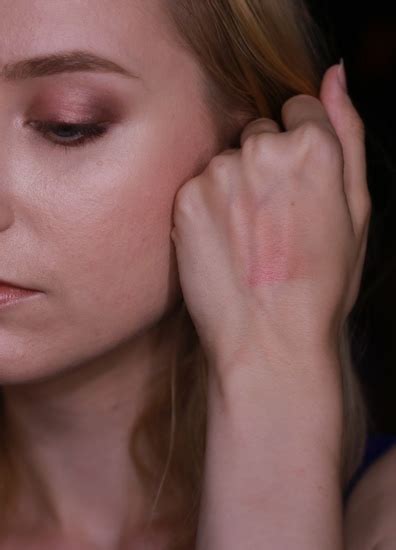 Ягодные металлические румяна Kiko metal fusion blush: фокус с ...