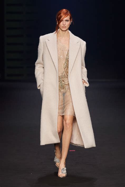 Genny Fall-winter 2023-2024 - Ready-to-Wear