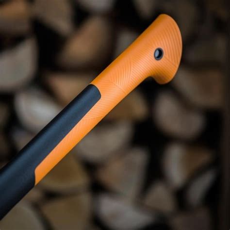 Топор-колун Fiskars X11-S, 1,075 кг - купить малый топор-колун Фискарс ...