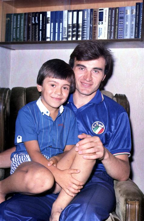 FC DNIPRO HISTORY & STATISTICS: Вишневский Иван