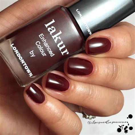 Mainstream Swatch and Review - Lakur LONDONTOWN USA - LacquerExpression