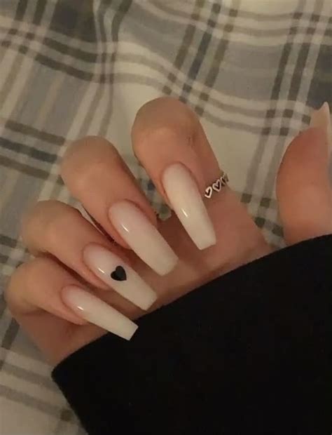 🧝🏼‍♀️ | Длинные ногти, Дизайнерские ногти, Ногти