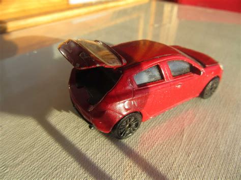Игрушечная металлическая машинка Alfa Romeo Giulietta: 60 грн ...