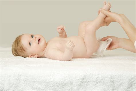 Аллергия на подгузники: как определить и лечить? - mums.ru
