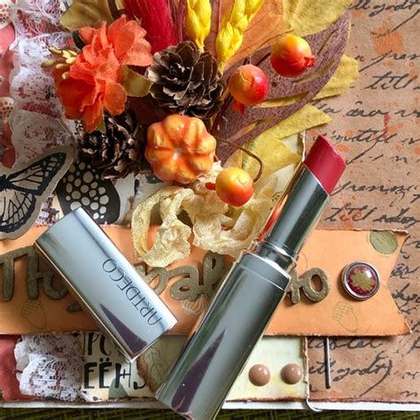 Сочная рябина: бальзам Artdeco Color Booster Lip Balm в оттенке 07 ...