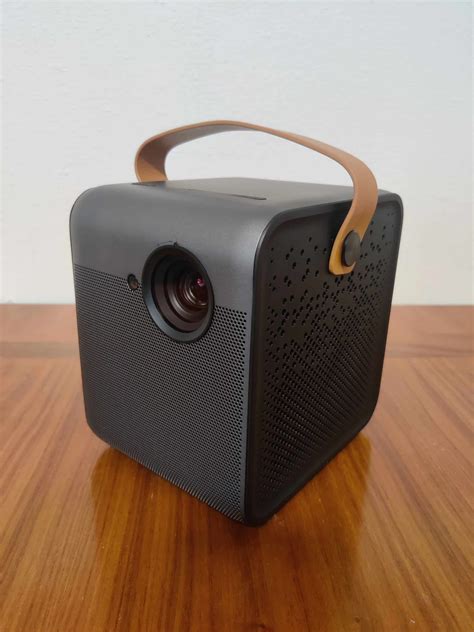Formovie Dice in test: The home cinema to go?