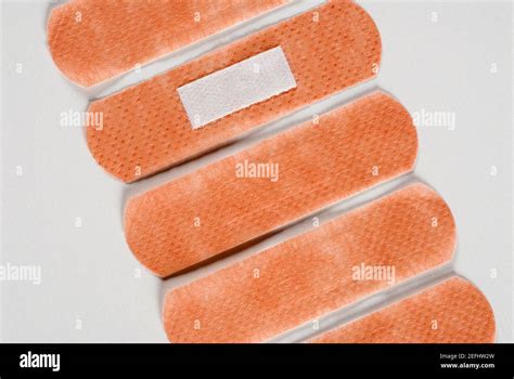 Adhesive bandages hi-res stock photography and images - Alamy