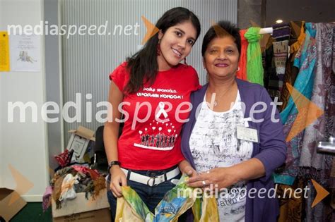 Petra Veber; Koki Veber, lastnica trgovn Sariko - 19. Bazar Sila ...