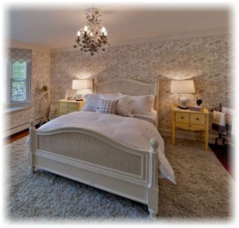 Аксессуары для интерьера традиционной спальни | Chandelier bedroom ...