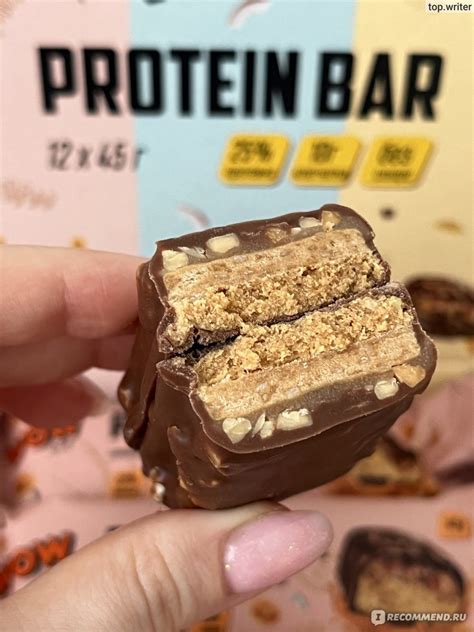 Протеиновый батончик WOWBAR со вкусом «Соленая карамель с кокосом в ...