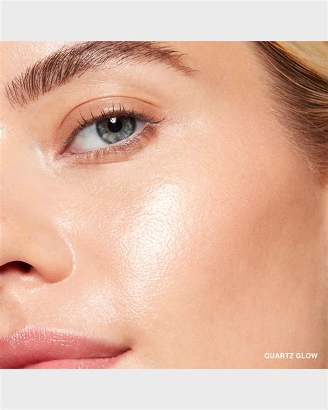 Bobbi Brown Highlighting Powder | Neiman Marcus