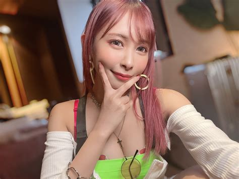 Rika Aimi : r/GalJAV