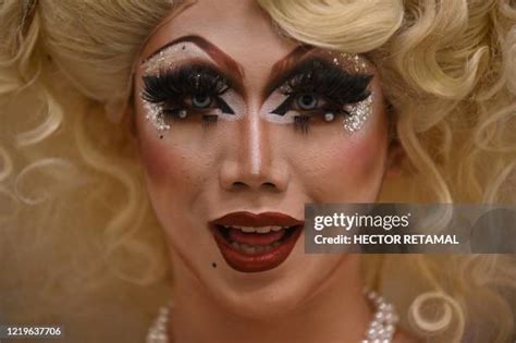 74 Anyu Stock Photos, High-Res Pictures, and Images - Getty Images