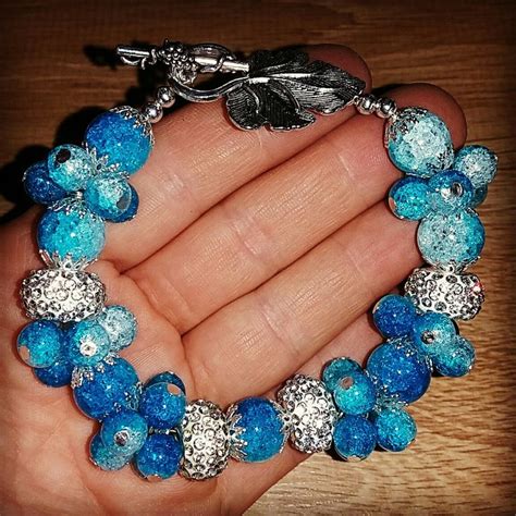 Браслет. Сахарный кварц. | Pandora charm bracelet, Pandora charms ...