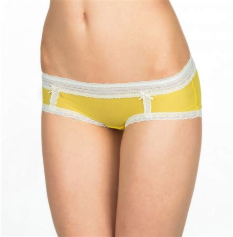 Женские трусы Victoria’s Secret желтые с кружевами 66292/33