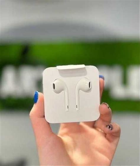 Наушники apple earpods проводные lightning | Festima.Ru – частные ...