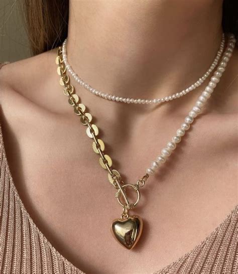 Pin on Асимметричные колье и комплекты с цепями | Trendy necklaces ...