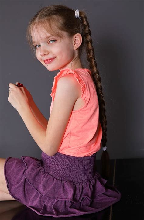 Model Marika