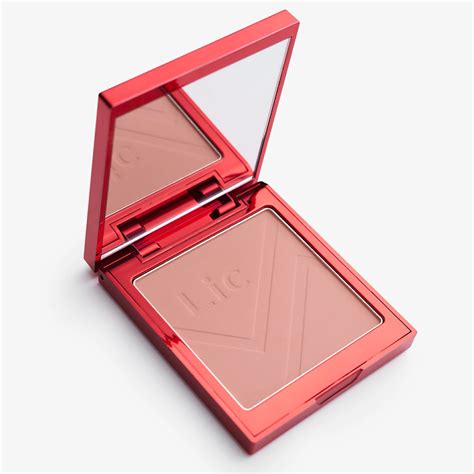 LIC Матовые румяна, Matte blush купить по низким ценам в ЛЭТУАЛЬ