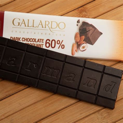 شکلات گالاردو؛ گرد مربعی مثلثی ایران Gallardo chocolate - آراد برندینگ