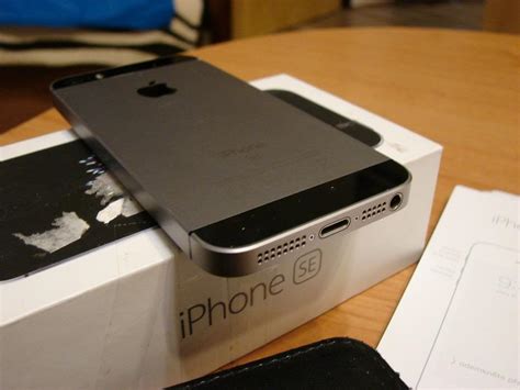 Apple iPhone SE 32 GB | Aukro
