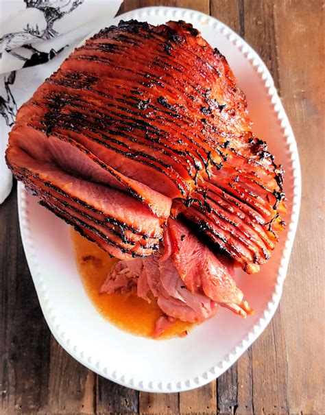 Honey Glazed Ham - Frugal Hausfrau