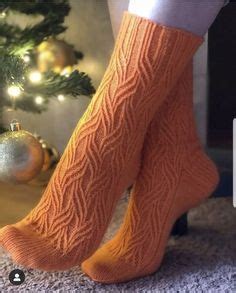 Вязаные носки. Новосибирск | Knitting socks, Hand knit socks, Sock ...