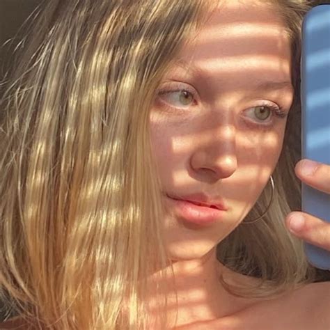 soph (@sophie_herber) • Threads, Say more