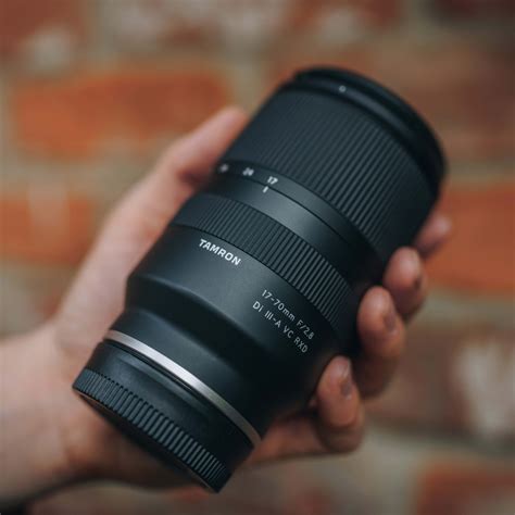 Tamron 17-70mm F/2.8 Di III-A VC RXD Fujifilm X