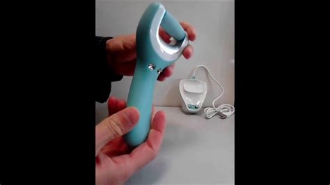 SCHOLL VELVET SMOOTH WET & DRY ROLL RICARICABILE PEDICURE - YouTube