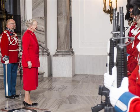 Королева Маргрете II приняла верительные грамоты.: ru_royalty — LiveJournal