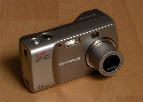 Olympus C-310 Zoom | My digital point and shoot 2003-2004 | F4ronnie ...