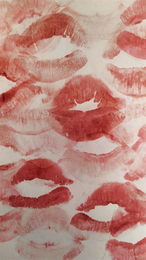 Kiss💋 | Cute simple wallpapers, Pop art wallpaper, Hippie wallpaper