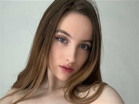 Anny Walker wiki