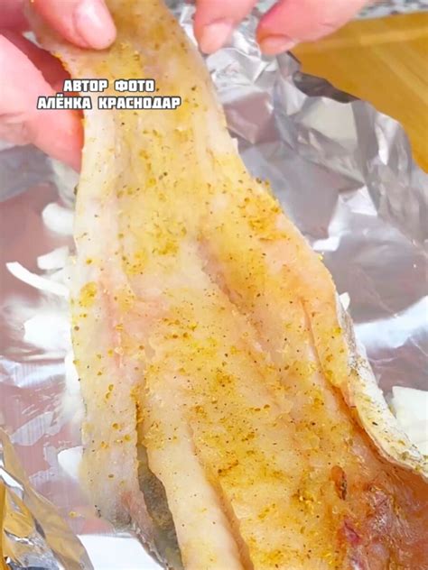 Минтай запечённый в духовке. Получается очень вкусно и сочно. Моим ...