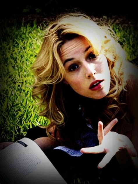 Alona - Alona Tal Fan Art (24195659) - Fanpop