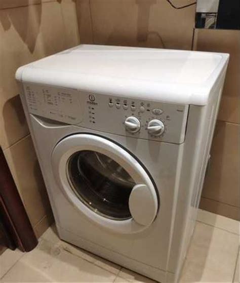 Стиральная машина Indesit Wisl82 | Festima.Ru - Мониторинг объявлений