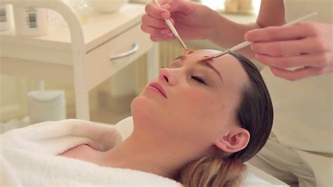 Aqua Peel el peeling no invasivo y mas efectivo - YouTube