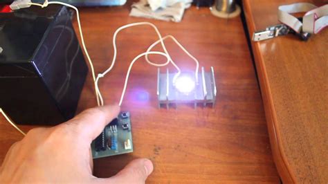 Регулятор яркости светодиода ШИМ на AtMega8 - YouTube